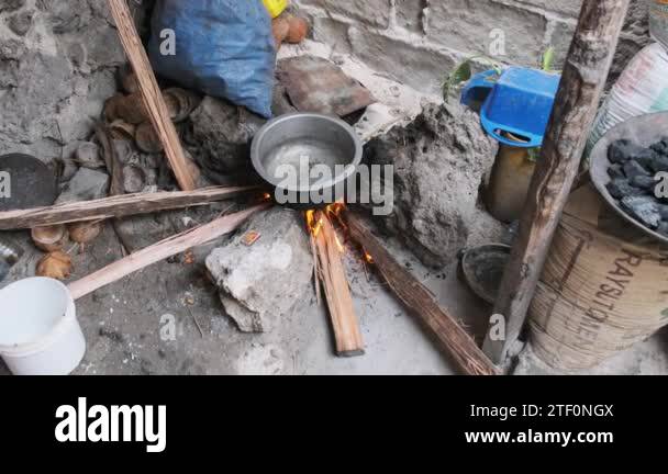 Inside the slums Stock Videos & Footage - HD and 4K Video Clips - Alamy