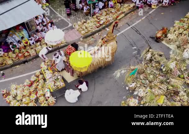 Balinese ritual march Stock Videos & Footage - HD and 4K Video Clips ...