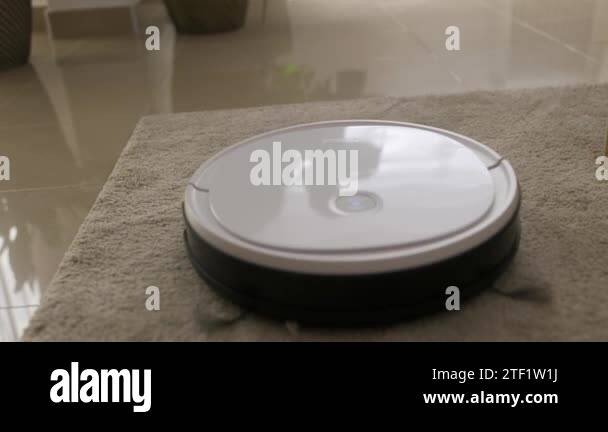 Vacuum bot Stock Videos & Footage - HD and 4K Video Clips - Alamy