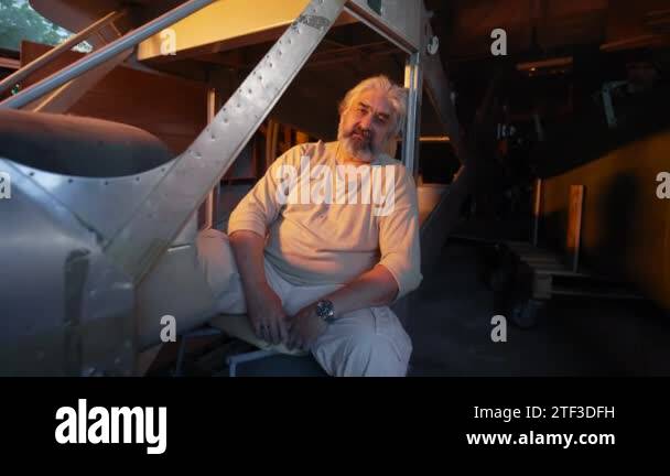 Engineer cabin Stock Videos & Footage - HD and 4K Video Clips - Alamy
