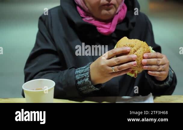 Shelter for the poor Stock Videos & Footage - HD and 4K Video Clips - Alamy