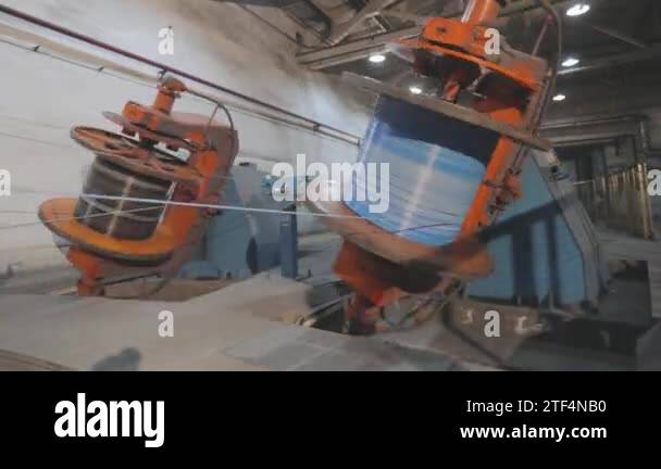 Cable production process. Multi-core cable weaving process, cable ...