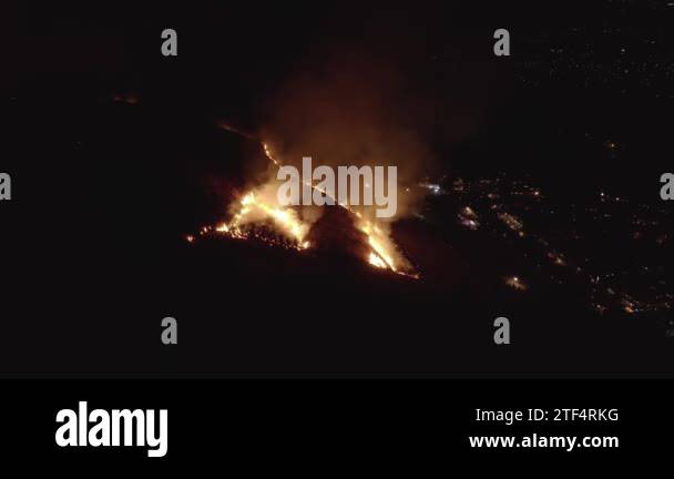Fire on landscape at night in Nara, Japan. Wakakusa Yamayaki event ...