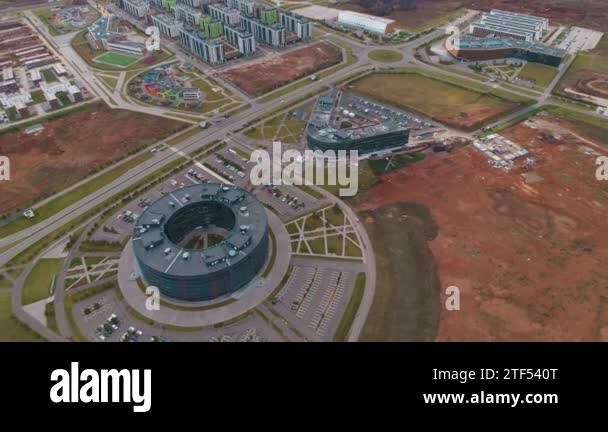 Ring shaped building Stock Videos & Footage - HD and 4K Video Clips - Alamy