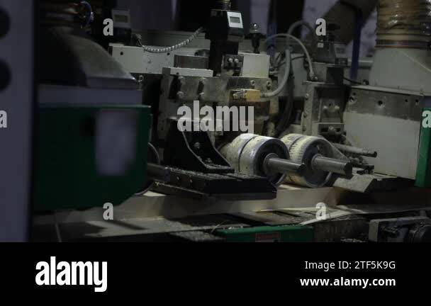 The rotating mechanism of the woodworking machine, Modern woodworking ...