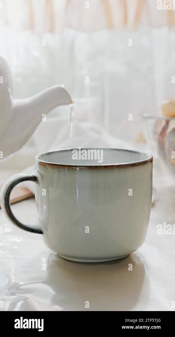 Tea orientation Stock Videos & Footage - HD and 4K Video Clips - Alamy
