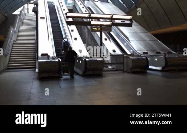 London underground service Stock Videos & Footage - HD and 4K Video ...