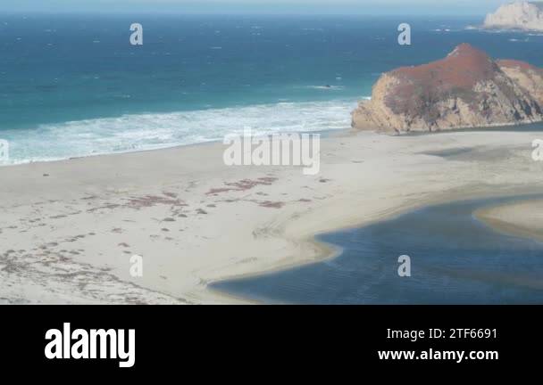 Little sur river beach on Pacific Coast Highway 1, scenic Cabrillo road ...
