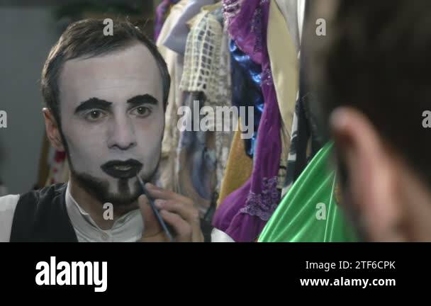 Black Lip Stock Videos And Footage Hd And 4k Video Clips Alamy