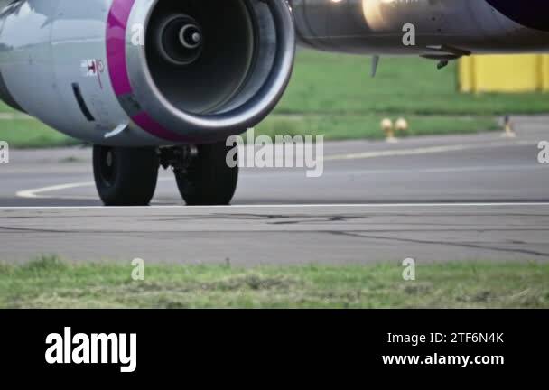 Runway and plane wheels Stock Videos & Footage - HD and 4K Video Clips ...