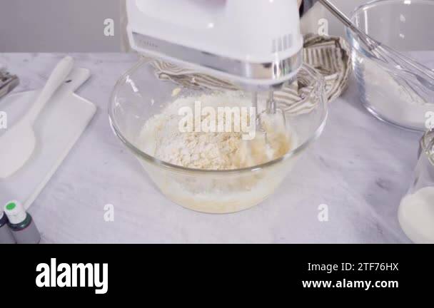 Step by step. Process of making vanilla cupcakes with Italian ...