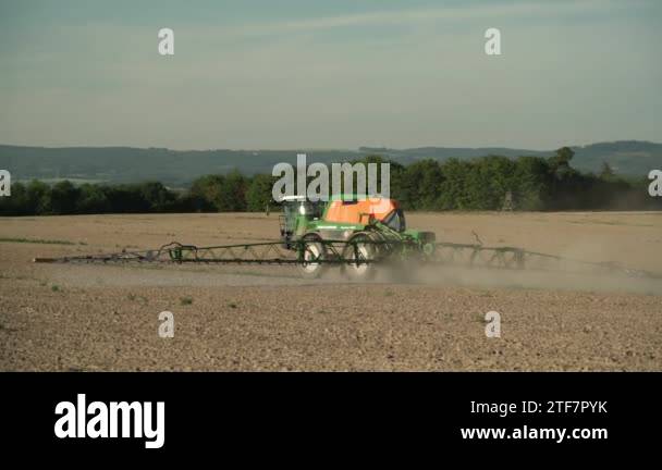 Tractor spray glyphosate Amazone pantera 4503 special for herbicide ...