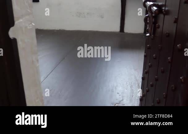 Jail cell uk Stock Videos & Footage - HD and 4K Video Clips - Alamy