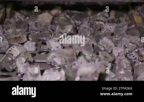 Iron packing Stock Videos & Footage - HD and 4K Video Clips - Alamy