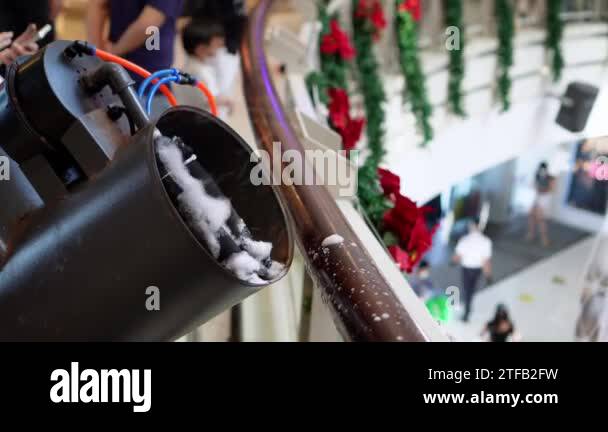 Bubble machines Stock Videos & Footage - HD and 4K Video Clips - Alamy