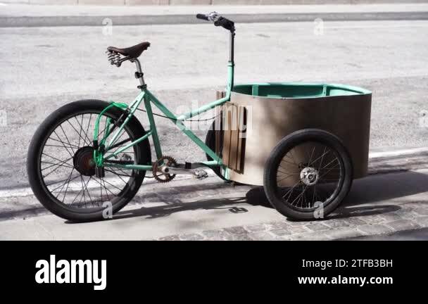 Cargo bike tricycle Stock Videos & Footage - HD and 4K Video Clips - Alamy