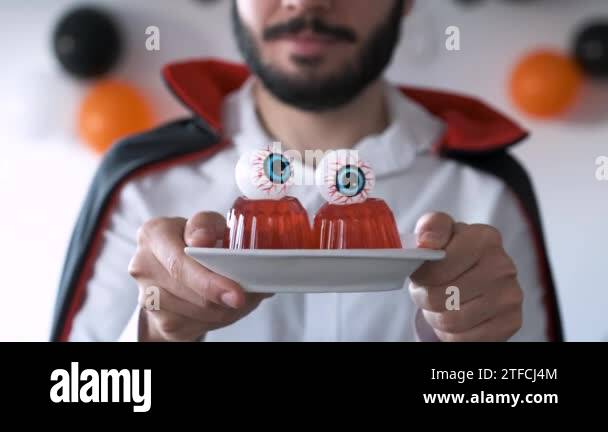 Jelly eyeball Stock Videos & Footage - HD and 4K Video Clips - Alamy