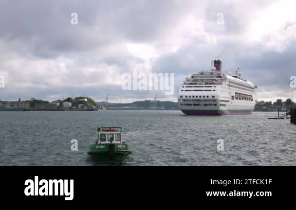 Cork boat tour Stock Videos & Footage - HD and 4K Video Clips - Alamy