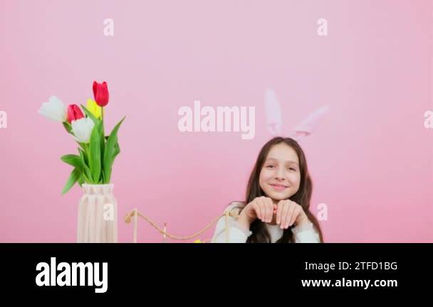 Bunny rabbit pose Stock Videos & Footage - HD and 4K Video Clips - Alamy