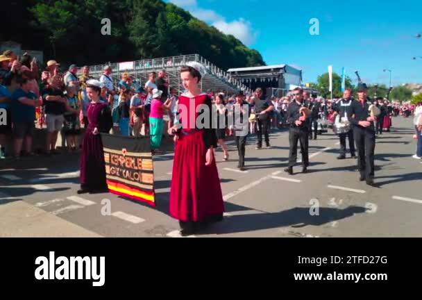 Breton musicians Stock Videos & Footage - HD and 4K Video Clips - Alamy