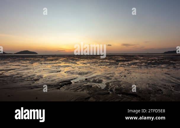 Time lapse sunset sky clouds Stock Videos & Footage - HD and 4K Video ...