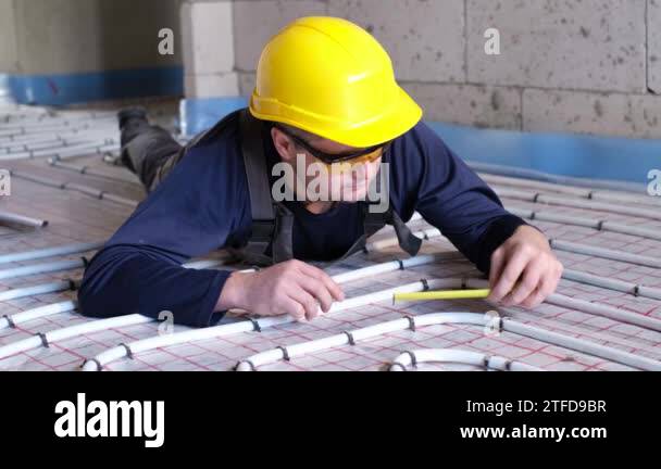 Insulated pipe work Stock Videos & Footage - HD and 4K Video Clips - Alamy