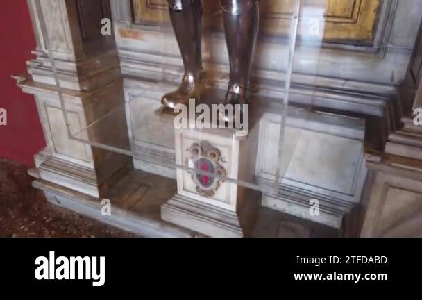 Armor armour museum Stock Videos & Footage - HD and 4K Video Clips - Alamy