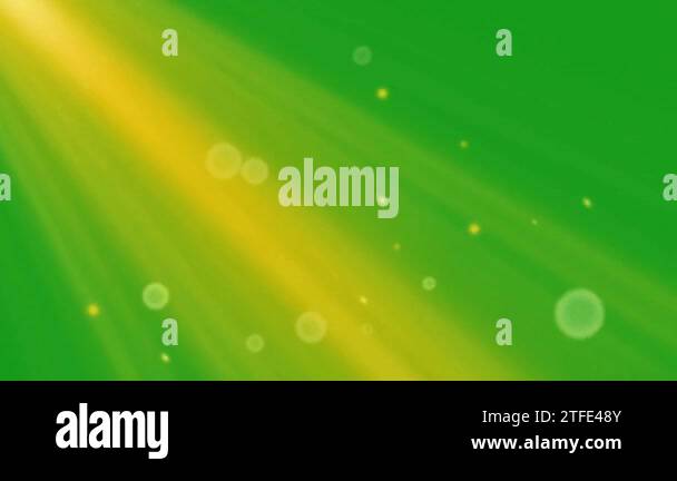 Light rays green screen motion graphics Stock Video Footage - Alamy