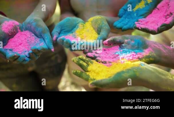 Group shot Stock Videos & Footage - HD and 4K Video Clips - Alamy
