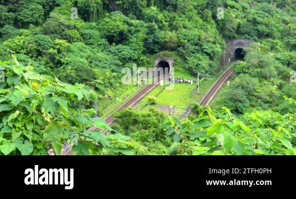 Chongde Railway Tunnel and Train at Qingshui Cliff, Suhua Highway ...