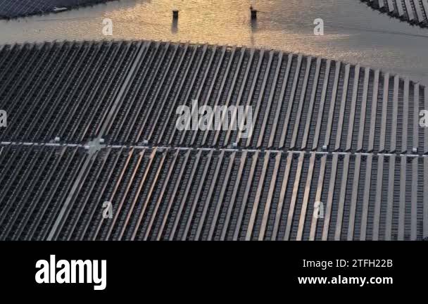 Floating rotating turnable solar panels. Large scale Sustainable energy ...