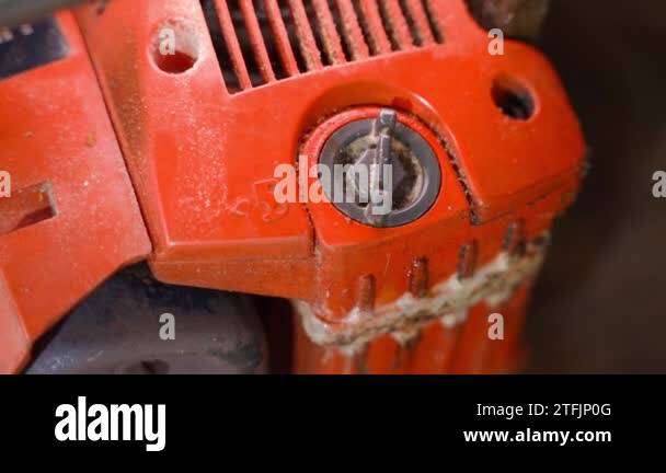 Oil filling compartment for chainsaw chain lubrication. Chain ...