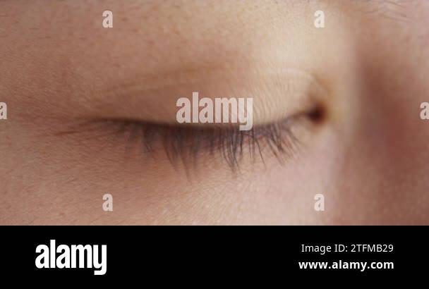 Chinese eye Stock Videos & Footage - HD and 4K Video Clips - Alamy