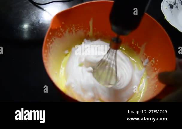 Cooking Cream From Custard And Whipping Cream. Process Of Making A Cake ...