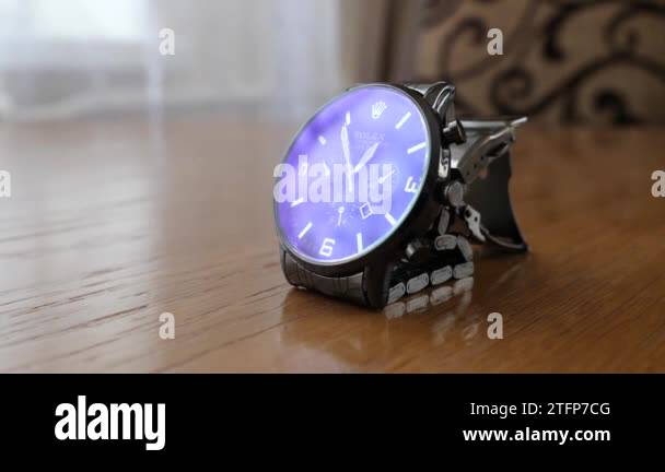 Rolex hand Stock Videos & Footage - HD and 4K Video Clips - Alamy