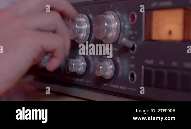 Record carrier Stock Videos & Footage - HD and 4K Video Clips - Alamy