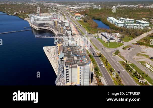 Scaffolding fallen Stock Videos & Footage - HD and 4K Video Clips - Alamy