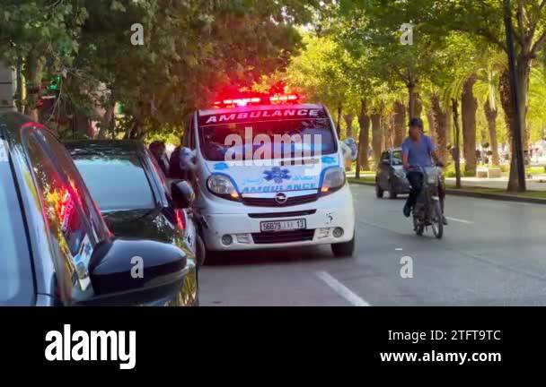 Roadside assistance van Stock Videos & Footage - HD and 4K Video Clips ...