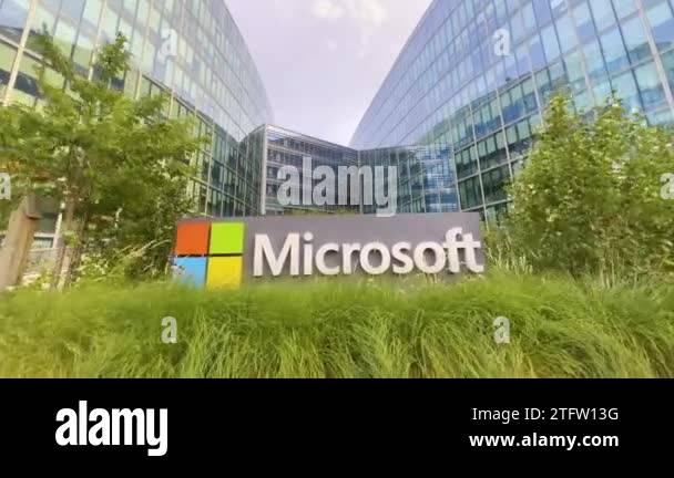 Paris, France, September 20 2022: The main office of Microsoft in ...