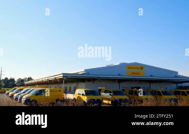 Dhl parcel collection Stock Videos & Footage - HD and 4K Video Clips ...