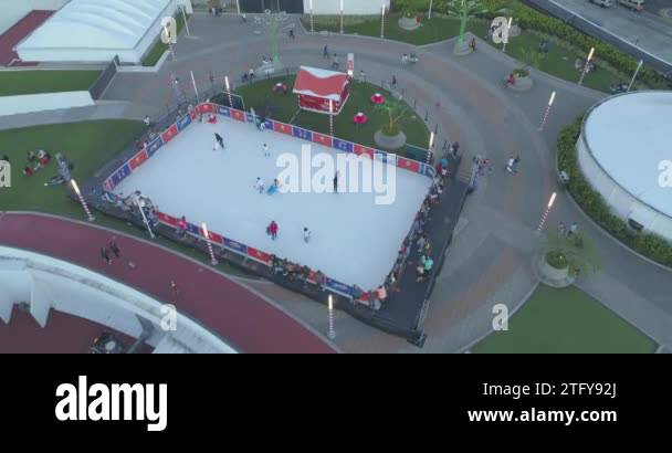 Ice rink mall Stock Videos & Footage - HD and 4K Video Clips - Alamy