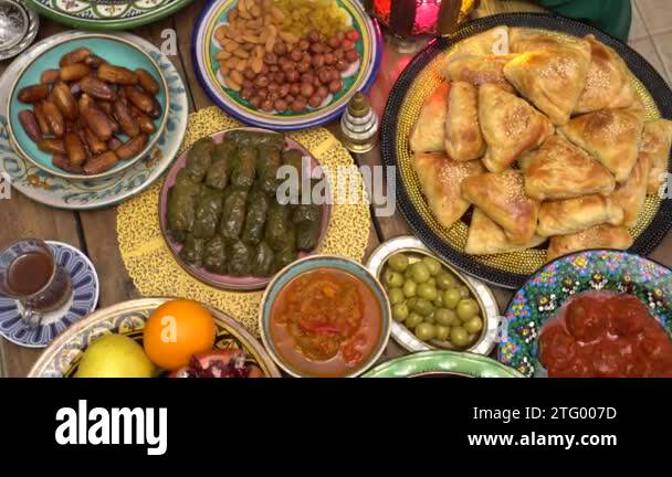 Moroccan samosa Stock Videos & Footage - HD and 4K Video Clips - Alamy