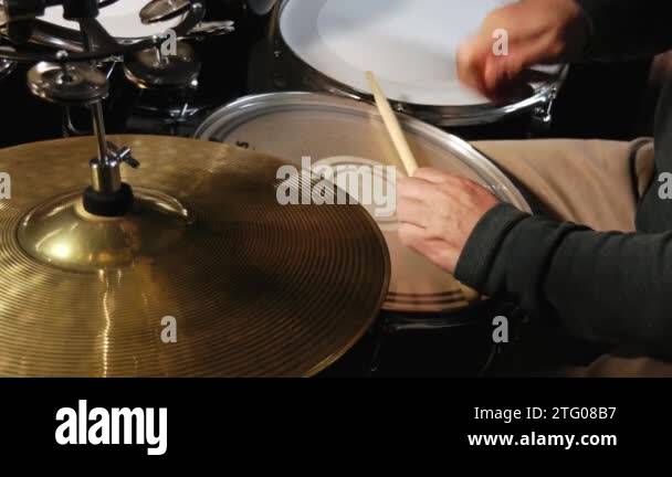 Prince rock musician Stock Videos & Footage - HD and 4K Video Clips - Alamy