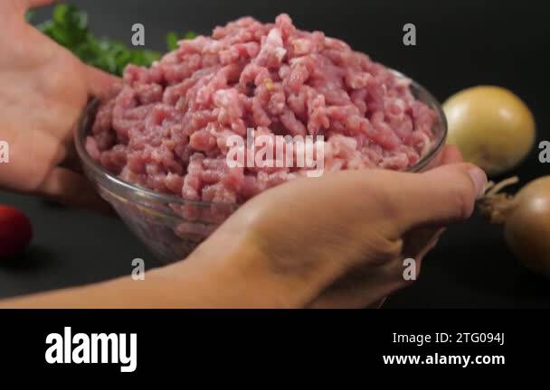 Minced veal Stock Videos & Footage - HD and 4K Video Clips - Alamy