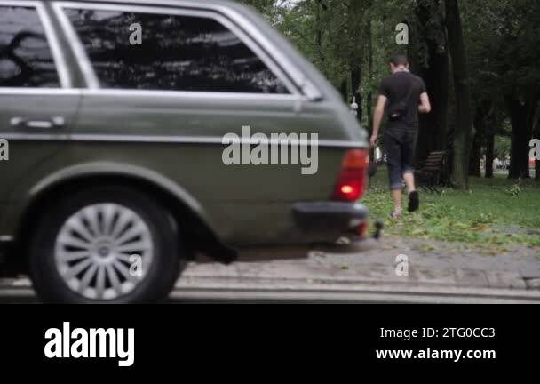 Severe cyclone Stock Videos & Footage - HD and 4K Video Clips - Alamy
