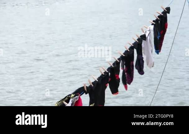 How to dry socks Stock Videos & Footage - HD and 4K Video Clips - Alamy