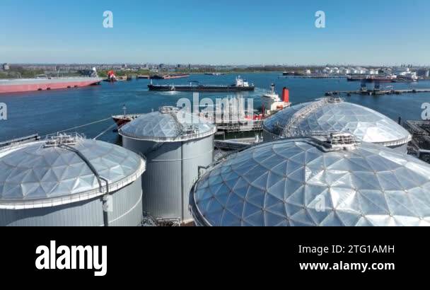 The isla oil refinery Stock Videos & Footage - HD and 4K Video Clips ...