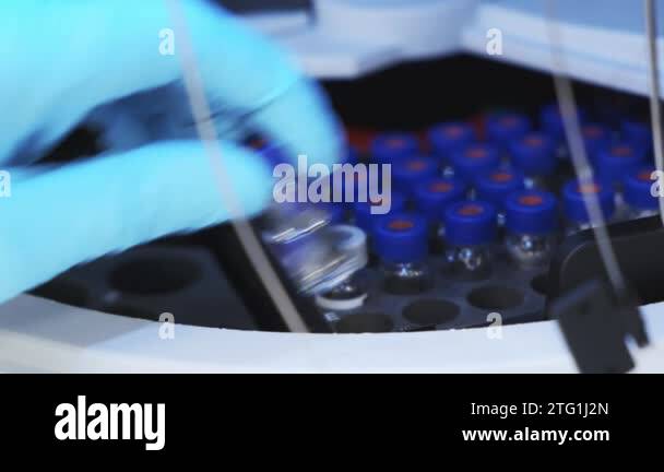 Hplc equipment Stock Videos & Footage - HD and 4K Video Clips - Alamy