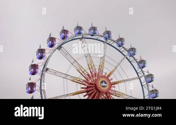 A ferris wheel of the amusement park Stock Videos & Footage - HD and 4K ...