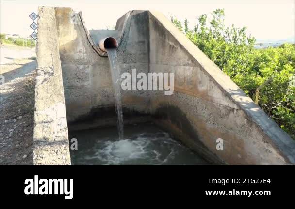 Concrete elevated Irrigation canal. Elevated Concrete irrigation canal ...